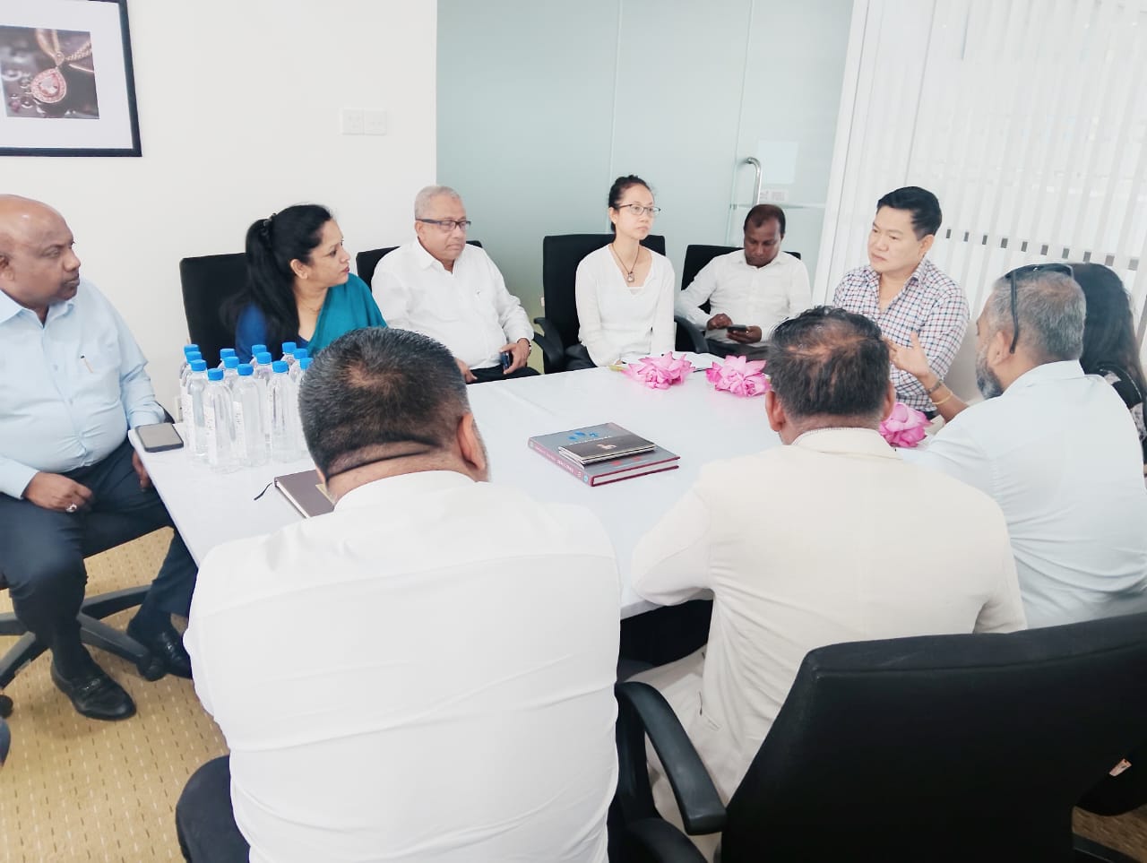 Thailand Ambassador and other esteemed officials visits the Gem Tower ...